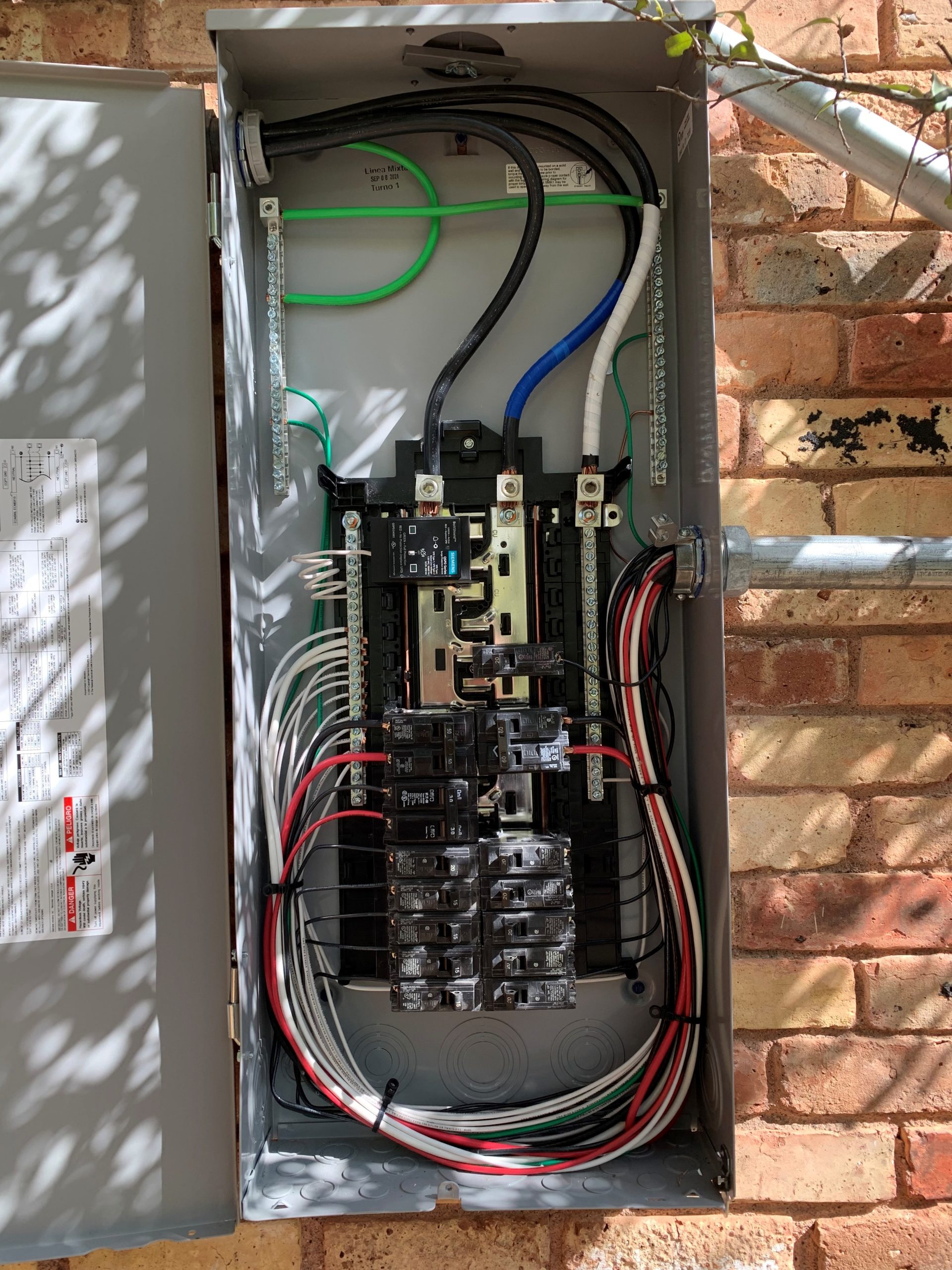 Dallas Residential Electrician | Arrow Electric, Inc.